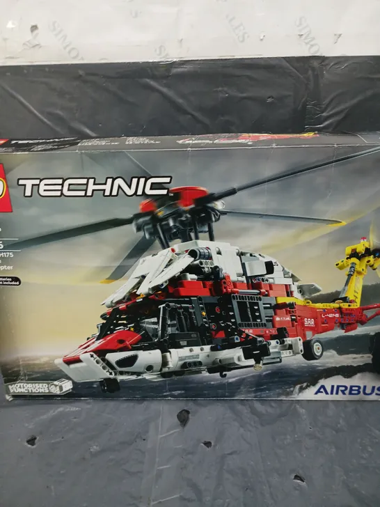 Lot 1218: BOXED LEGO TECHNIC AIRBUS H175 RESCUE HELICOPTER - 42145 RRP ...