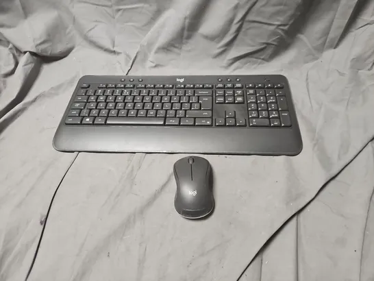 Lot 2600: LOGI WIRELESS KEYBOARD AND MOUSE SET - 5375825 | Simon ...