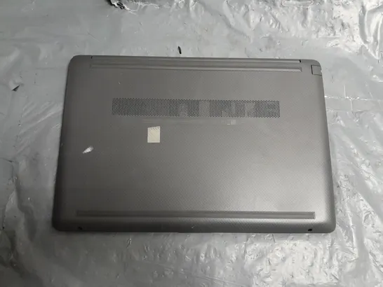 Lot 1931: UNBOXED HP INTEL CORE I5 LAPTOP IN GREY - RTL8852BE - 5232695 ...