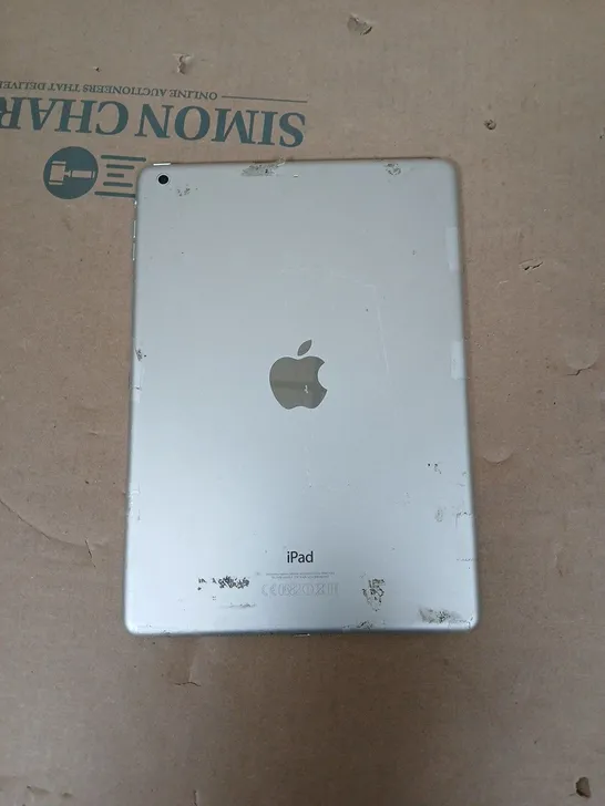 Lot 3212: IPAD AIR FIRST GEN - MODEL A1474 - 5077946 | Simon Charles ...