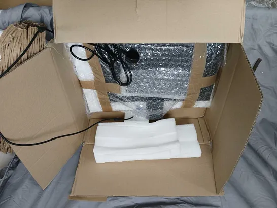Lot 25: COMPUTER MONITOR – BOXED - 5344426 | Simon Charles Auctioneers