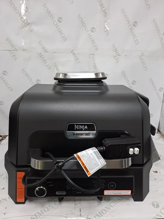 Lot 5514: NINJA WOOD FIRE PRO XL ELECTRIC BBQ GRILL,SMART COOK SYSTEM ...