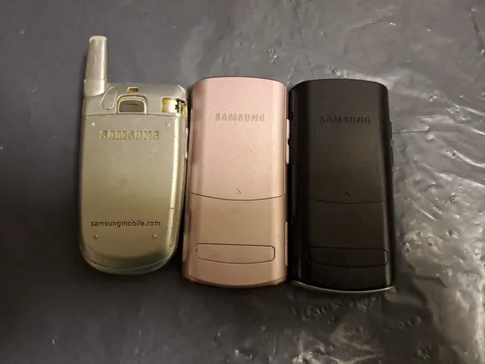 Lot 1050: 3 ASSORTED SAMSUNG PHONES TO INCLUDE C3050, SGH-P510 ...