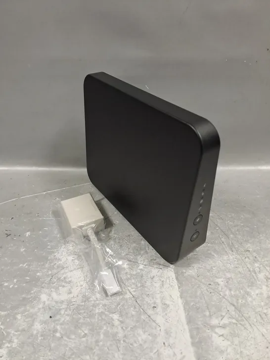 Lot 9440: TECHNICOLOR COBRA DGA4135 WIFI 6 ROUTER - 5052206 | Simon ...