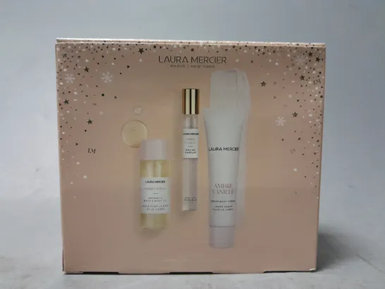 Lot 5513: BOXED LAURA MERCIER COZY RETREAT AMBRE VANILLE COLLECTION ...