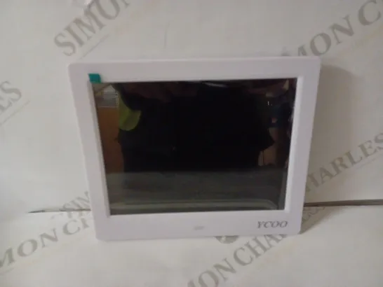 Lot 8077: YCOO EXTRA LARGE NON-ABBREVIATED DAY & MONTH DIGITAL CLOCK ...