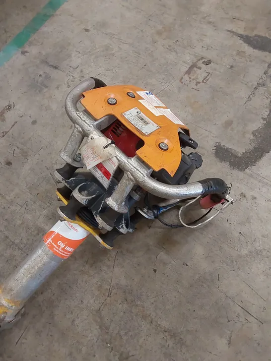 Lot 802: ROBEL 62.05 2 STROKE VERTICAL TAMPER - RAILWAY MAINTENANCE ...