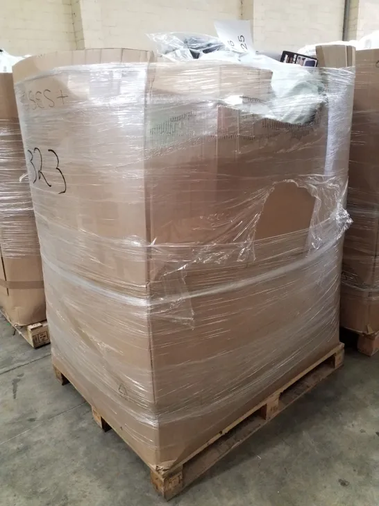 Lot 2029: PALLET CONTAINING ASSORTED GARDEN HOSES & INFLATABLES ...