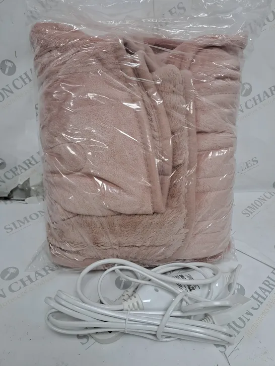 Lot 6002: COZEE HOME VELVETSOFT HEATED THROW IN PINK - 4514767 | Simon ...