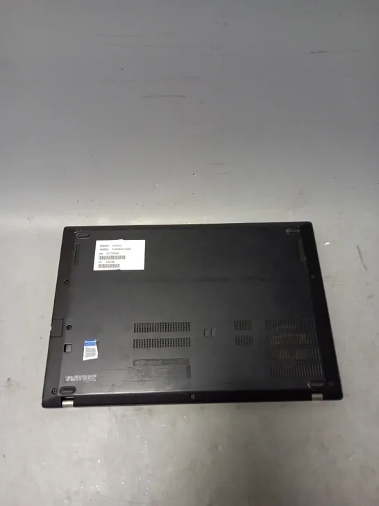 Lot 4019: LENOVO THINKPAD T480S LAPTOP IN BLACK - 4912105 | Simon ...