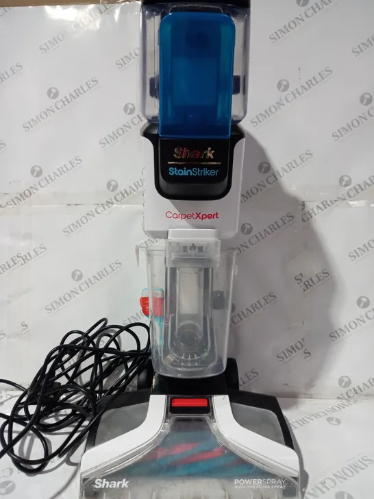 Lot 1014: SHARK CARPET XPERT DEEP CARPET CLEANER & BUILT IN STAIN ...