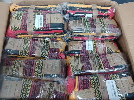 Lot 182: APPROXIMATELY 200 ASSORTED PAIRS OF BAMBOO MENS FUNKY FAIRISLE ...