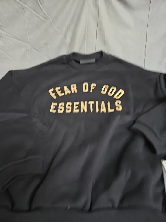 Lot 7349: ESSENTIALS FEAR OF GOD JUMPER SIZE M - 5053959 | Simon ...