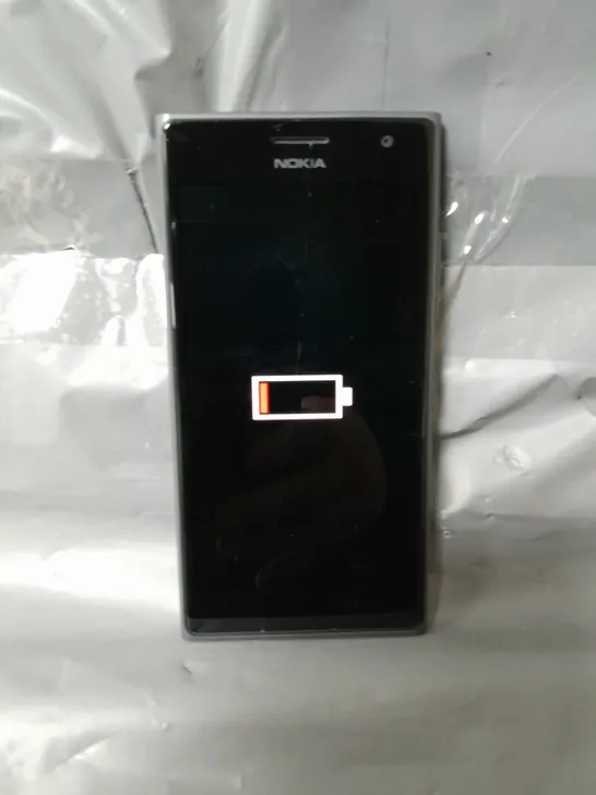 Lot 1976: UNBOXED NOKIA LUMIA 735 02 BLACK 8GB - 4947943 | Simon ...