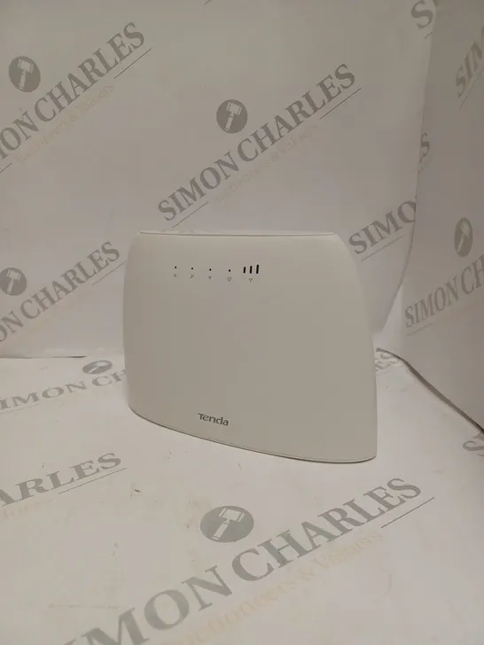 Lot 234: BOXED TENDA AC1200 DUAL BAND WIFI 4G LTE ROUTER - 4593768 ...