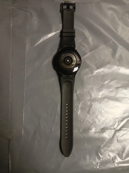 Lot 5232: SAMSUNG GALAXY SMARTWATCH MIL-STD-810G - 4721776 | Simon ...