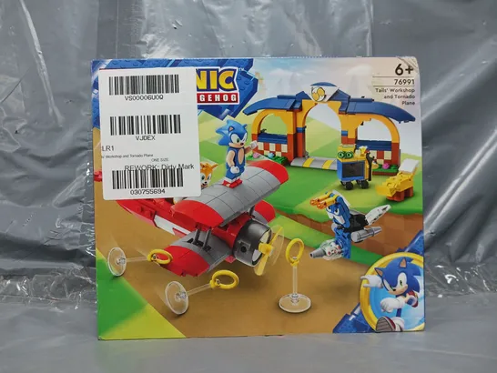 Lot 2433: BOXED LEGO SONIC THE HEDGEHOG 76991 - TAILS' WORKSHOP AND ...