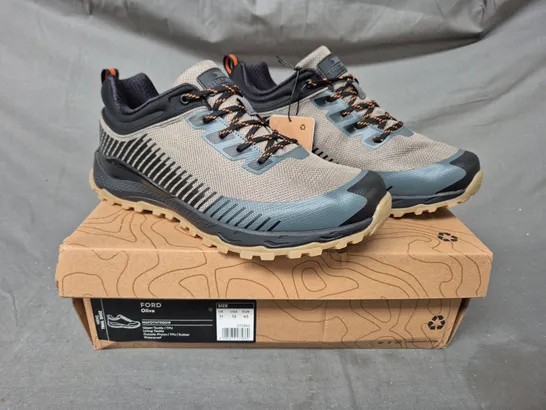 Lot 5076: BOXED PAIR OF TRESPASS MEN'S TRAIL SHOES IN BLACK/DUSTY OLIVE ...