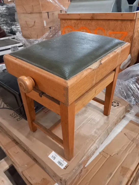 Lot 260: ADJUSTABLE HEIGHT WOODEN DRESSING TABLE STOOL - 4985857 ...