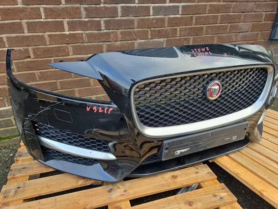 Lot 6060: JAGUAR XE BLACK FRONT BUMPER - L2LTC - COLLECTION ONLY ...