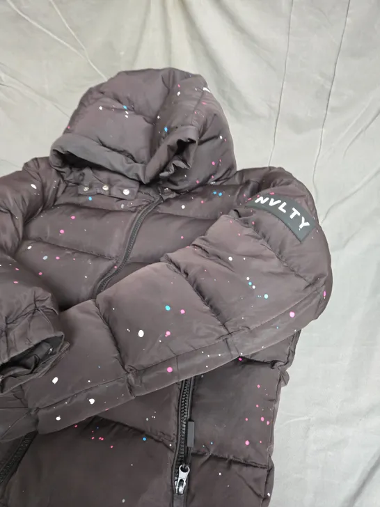 Lot 6028: NVLTY SPLATTER PUFFA JACKET SIZE M - 5041527 | Simon Charles ...