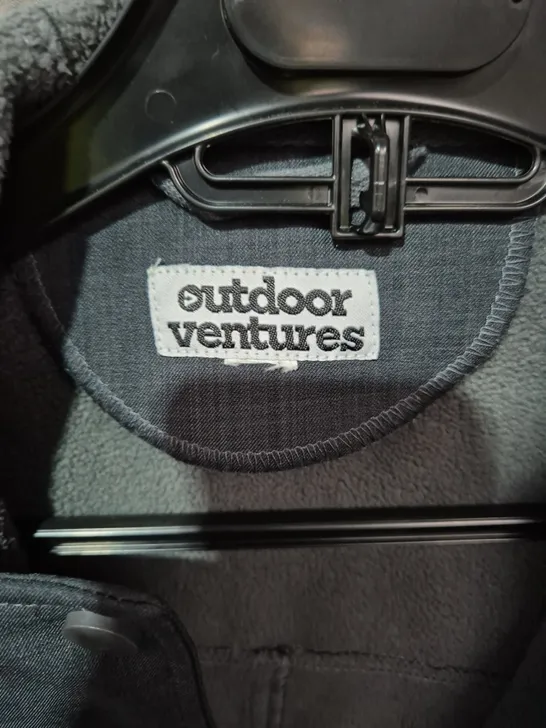 Lot 2034: OUTDOOR VENTURES HOODED JACKET – DARK GREY SIZE UNSPECIFIED ...