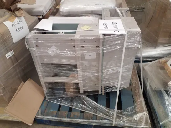 Lot 2154: PALLET CONTAINING 3 ASSORTED VANITY UNITS - 5158822 | Simon ...