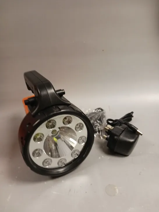 Lot 3950: BOXED RAC RECHARGEABLE 3 IN 1 LANTERN - 4717740 | Simon ...