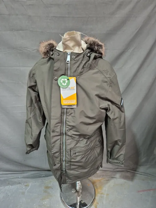 Lot 8323: REGATTA GREAT OUTDOORS SABINKA 2 JACKET IN DARK KHAKI SIZE 10 ...