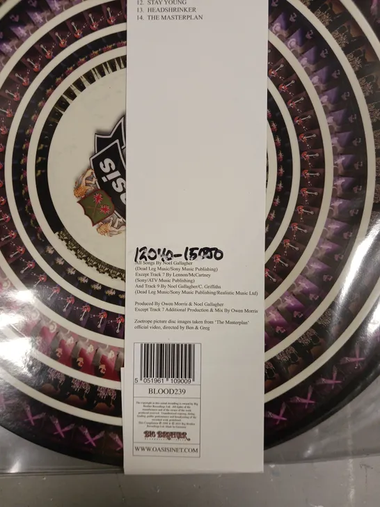 Lot 1291: OASIS THE MASTERPLAN LIMITED EDITION 25TH ANNIVERSARY ZOETROPE PICTURE DISC VINYL ...