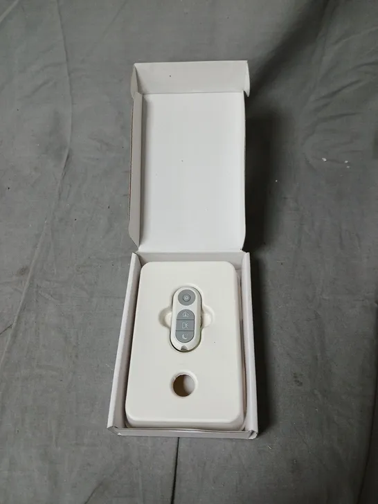 Lot 411: SWANN ONE KEY FOB REMOTE CONTROL – BOXED - 5377790 | Simon ...