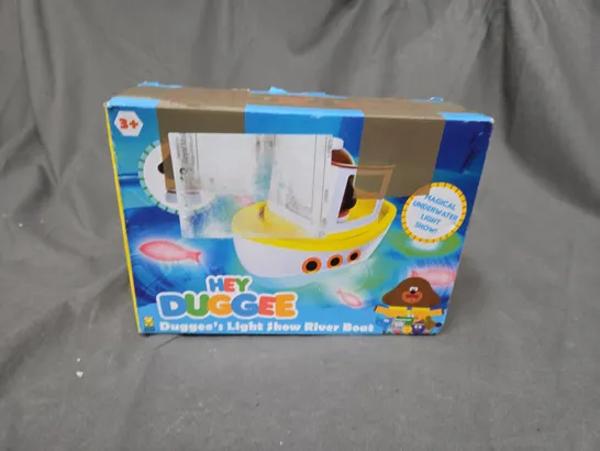 Lot 4223: HEY DUGGEE - DUGGEE'S LIGHT SHOW RIVER BOAT - 4996608 | Simon ...