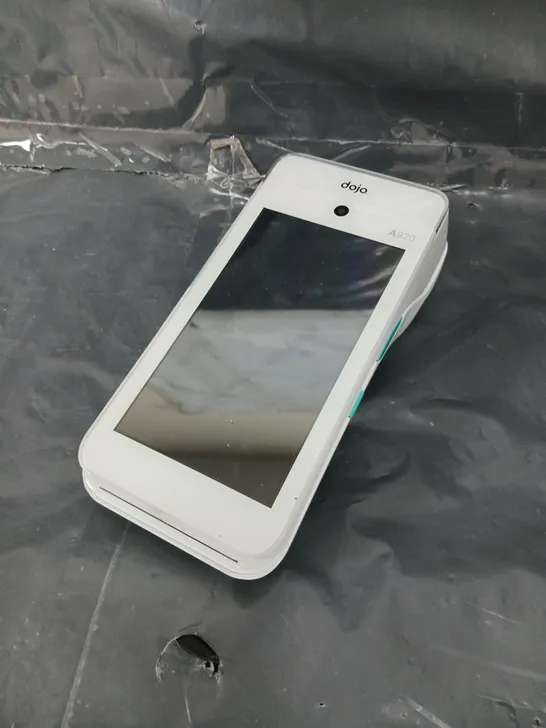 Lot 3857: DOJO A920 CONTACTLESS CARD READER - 4988087 | Simon Charles ...