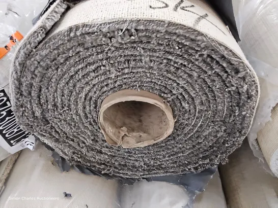 Lot 514: ROLL OF QUALITY FREEDOM XTRA METAL CARPET APPROXIMATELY 5M × 8 ...