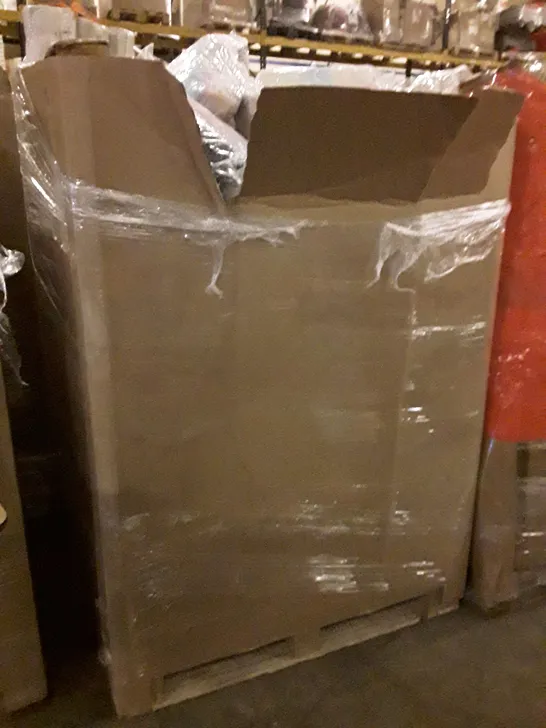 Lot 1037: PALLET OF ASSORTED PRODUCTS INCLUDING AREA RUG, LED MOON ...