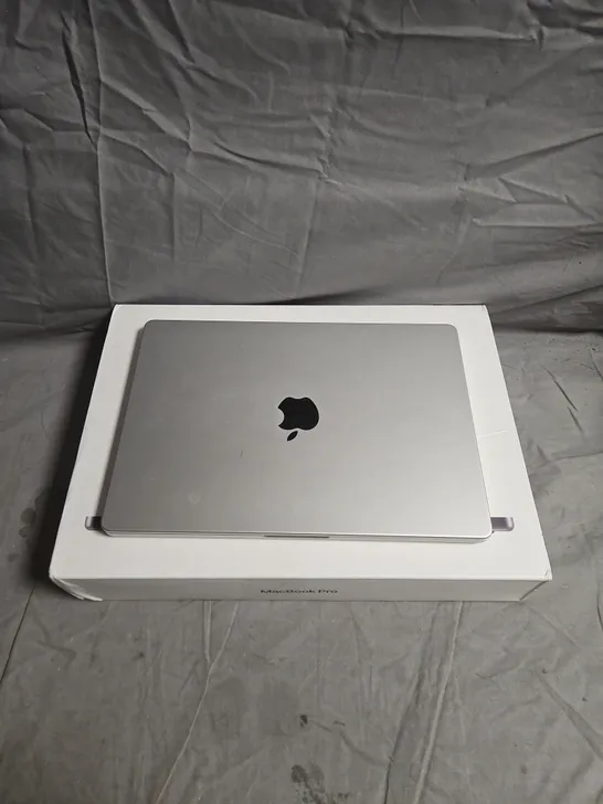 Lot 1432: APPLE MACBOOK PRO 14-INCH LAPTOP A2442 – SILVER - 5388031 ...