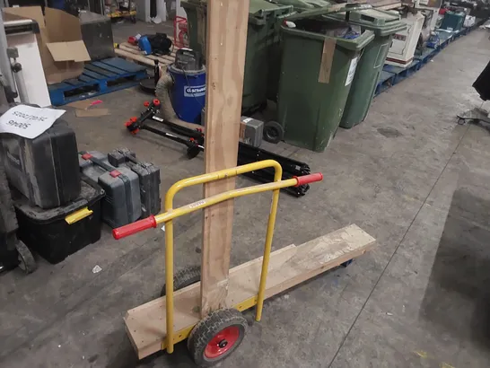 Lot 70: RAVENDO BOARD & PANEL TROLLEY - 5068723 | Simon Charles Auctioneers