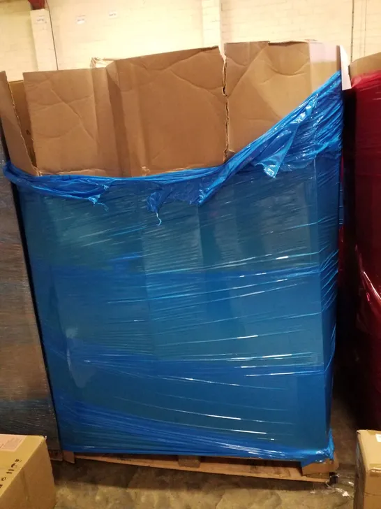Lot 689: PALLET CONTAINING ASSORTED PRODUCTS TO INCLUDE DOOR CANOPY ...
