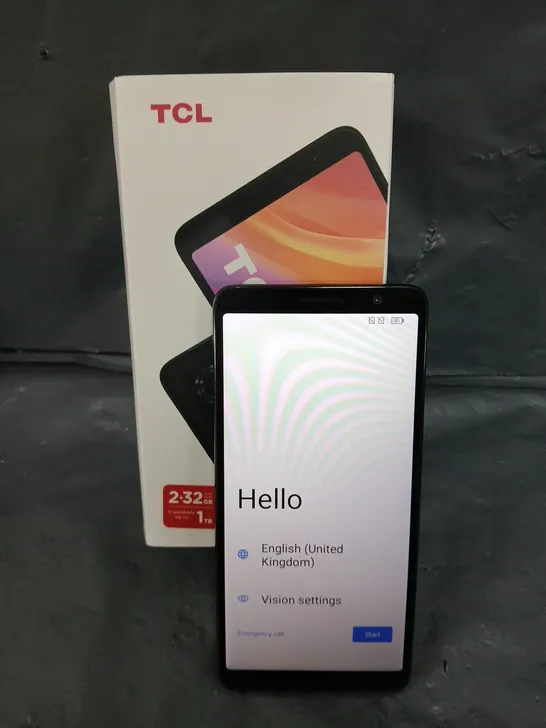 Lot 10040: TCL 501-32GB BLACK SMARTPHONE - 5092558 | Simon Charles ...