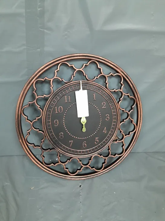 Lot 4615: STANDARD WALL CLOCK - 5198693 | Simon Charles Auctioneers