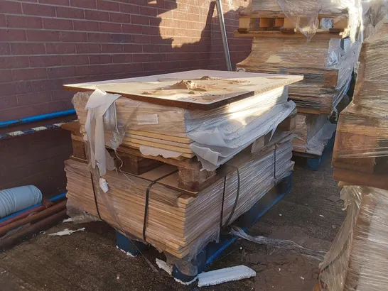 Lot 3042: PALLET OF APPROXIMATELY KINNAIRD BEECH KITCHENS/BEDROOM ...