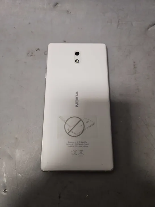 Lot 9258: NOKIA 3 TA-1020 SMARTPHONE IN WHITE - 5138542 | Simon Charles ...