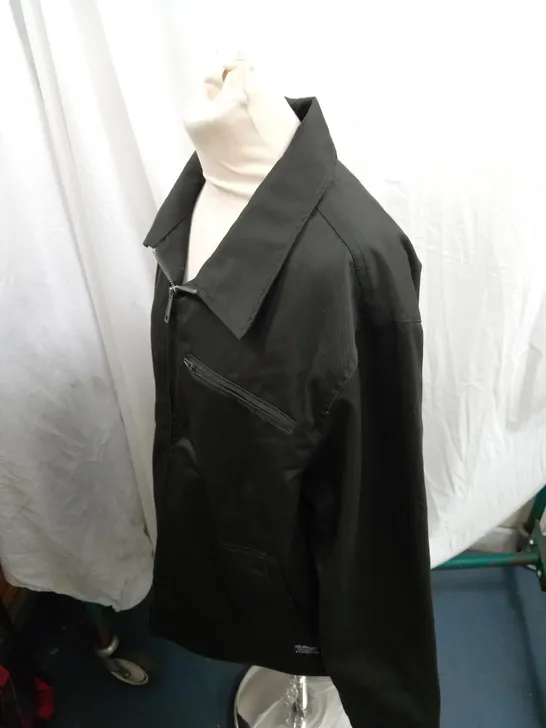 Lot 4872: THE STRONGHOLD MENS VENICE, CA GREEN JACKET - 4449175 | Simon ...