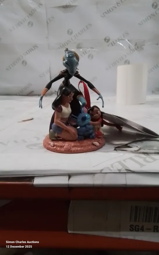 Lot 836: BOXED LILO AND STICH ORANMENT COLLECTION - 5450984 | Simon ...