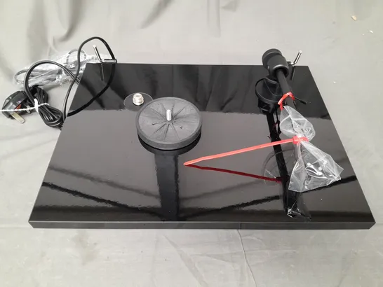 Lot 3014: PROJECT T1 TURNTABLE - BLACK RRP £299 - 4772533 | Simon ...
