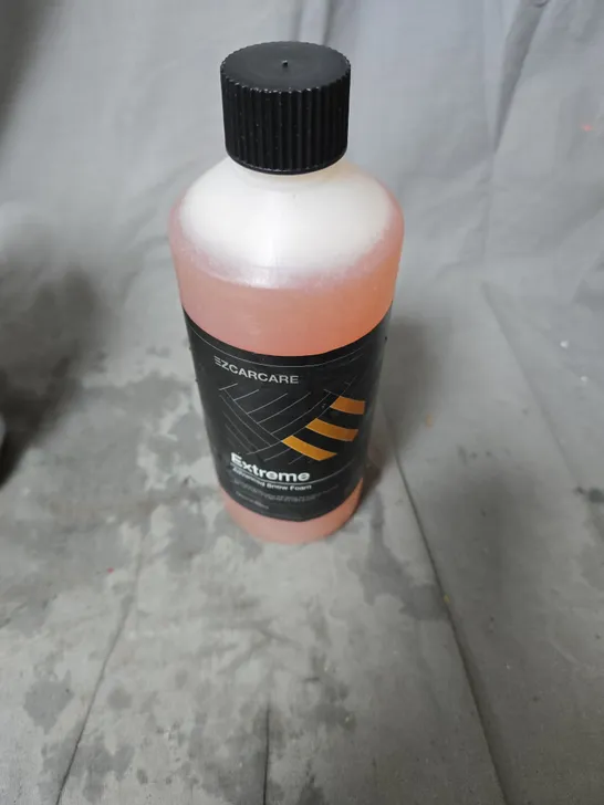 Lot 3704: 4 X ASSORTED AUTOMOTIVE LIQUIDS INCLUDING CATALYTIC CLEANER ...