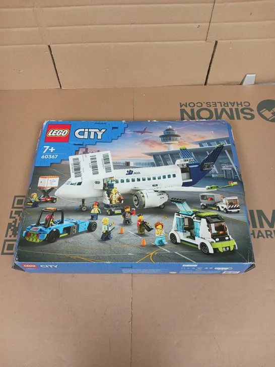 Lot 4241: BOXED LEGO CITY AEROPLANE SET - 60397 - 5121162 | Simon ...
