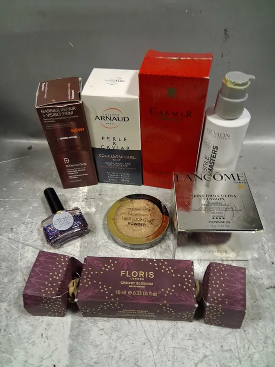 Lot 8333: APPROXIMATELY 20 ASSORTED COSMETICS PRODUCTS TO INCLUDE; FLORIS, CASMIR, FCUK AND ...