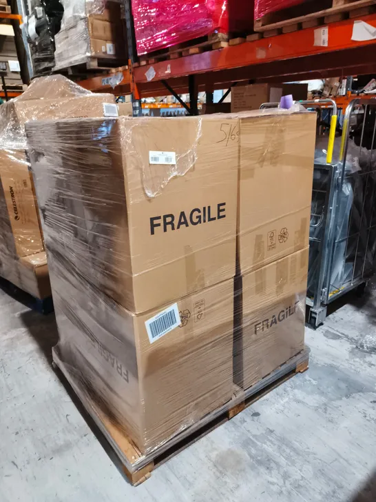 Lot 2109: PALLET OF APPROXIMATELY 237 ASSORTED CLOTHING ITEMS TO ...