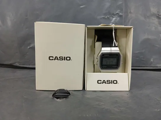 Lot 3494: GRADE 1 CASIO DIGITAL SILVER TONE CASE DIGITAL WATCH ...